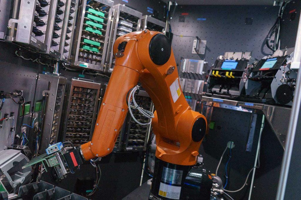 Robotyka w systemach produkcji| Robotyka przemysłowa